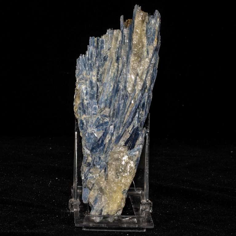 CIANITE - Minerali GeoArt